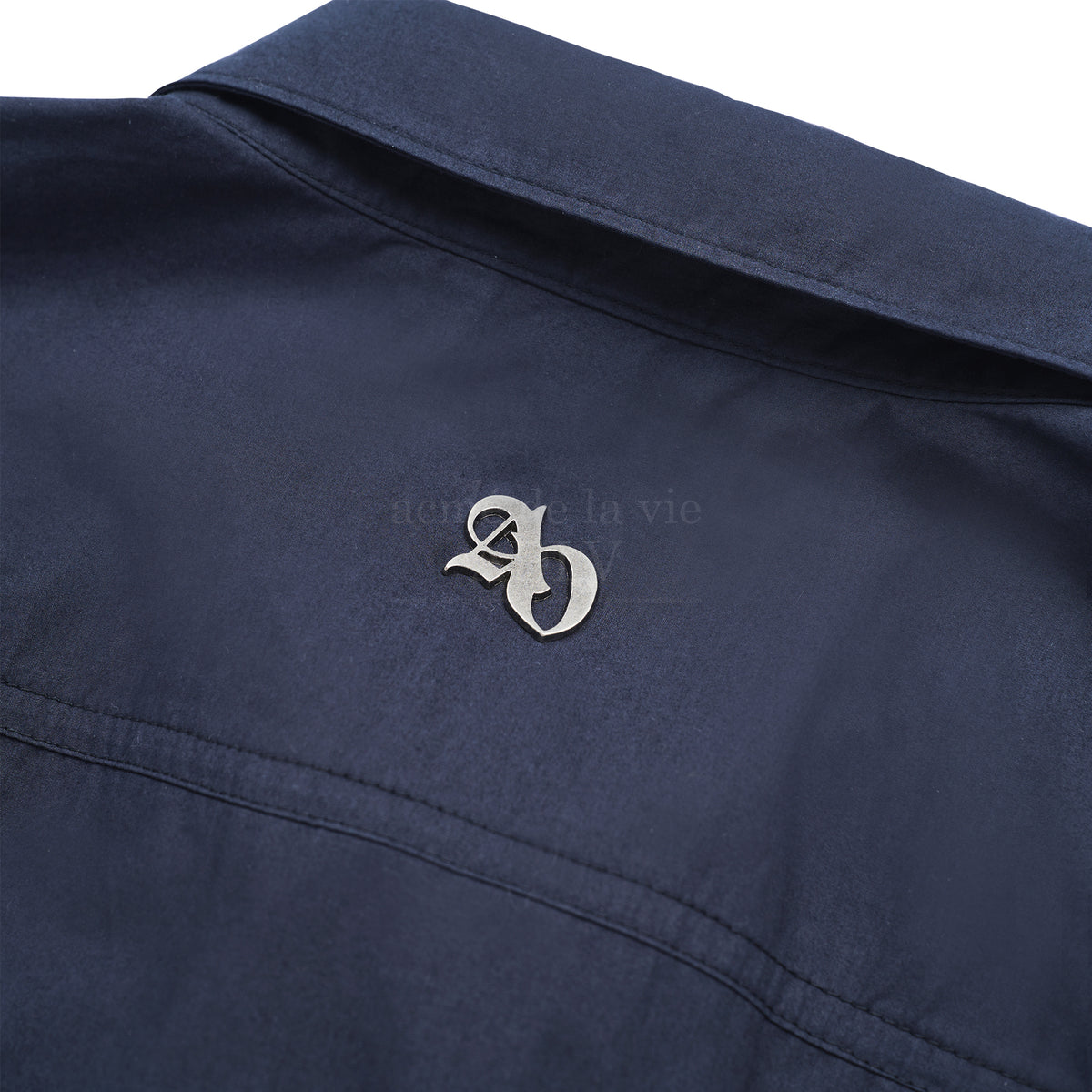 BELI KAOS ADLV SYMBOL LOGO RIVET COTTON SHORT SLEEVE SHIRT NAVY